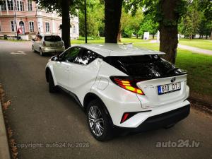 Белый Тойота C-HR 2022 в Таллин, объемом двигателя 1.80 л и пробегом 61 тыс. км за 23995 €, фото 29 на AUTOMOTO.COM.LV