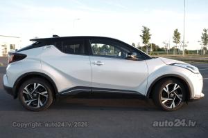 Balts Toyota C-HR 2022 Tallina, ar dzinēja tilpumu 1.80 L un nobraukumu 36 tūkst. km par 23500 €, foto 3 vietnē AUTOMOTO.COM.LV