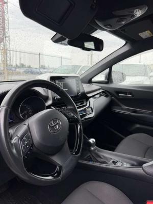 Белый Тойота C-HR 2022 в Паневежис, объемом двигателя 1.80 л и пробегом 312 тыс. км за 14500 €, фото 14 на AUTOMOTO.COM.LV