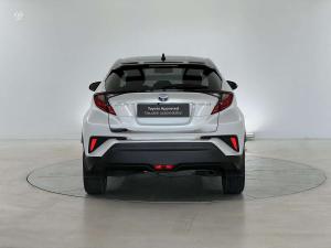 Белый Тойота C-HR 2022 в Вильнюс, объемом двигателя 1.80 л и пробегом 84 тыс. км за 23900 €, фото 5 на AUTOMOTO.COM.LV
