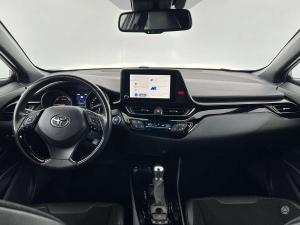 Белый Тойота C-HR 2022 в Вильнюс, объемом двигателя 1.80 л и пробегом 84 тыс. км за 23900 €, фото 9 на AUTOMOTO.COM.LV
