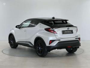Белый Тойота C-HR 2022 в Вильнюс, объемом двигателя 1.80 л и пробегом 84 тыс. км за 23900 €, фото 18 на AUTOMOTO.COM.LV