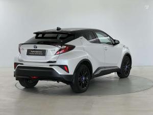 Белый Тойота C-HR 2022 в Вильнюс, объемом двигателя 1.80 л и пробегом 84 тыс. км за 23900 €, фото 21 на AUTOMOTO.COM.LV