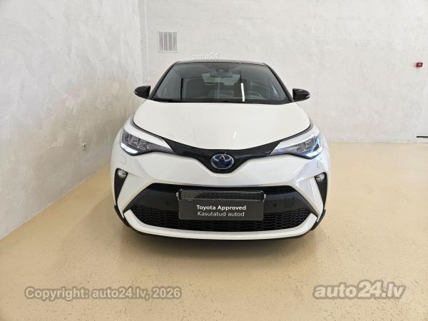 Белый Тойота C-HR 2022 в Раквере, объемом двигателя 1.80 л и пробегом 91 тыс. км за 20990 €, фото 4 на AUTOMOTO.COM.LV