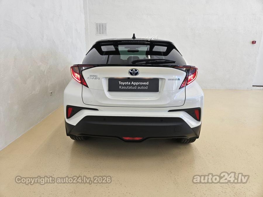 White Toyota C-HR 2022 in Rakvere, with an engine capacity of 1.80 L and mileage of 91 thousand km for 20990 €, photo 17 on AUTOMOTO.COM.LV