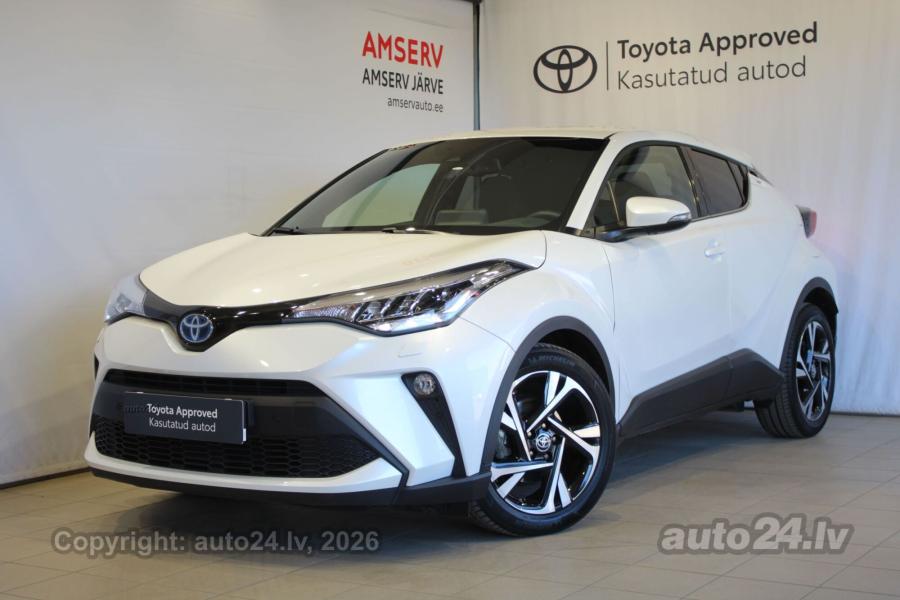 Balts Toyota C-HR 2023 Tallina, ar dzinēja tilpumu 1.80 L un nobraukumu 15 tūkst. km par 24990 €, foto 1 vietnē AUTOMOTO.COM.LV