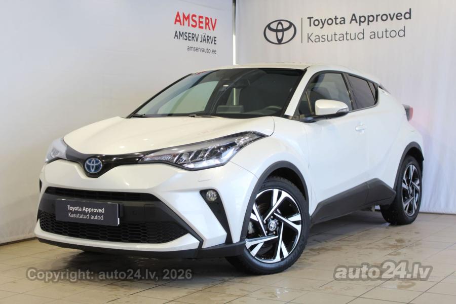 Белый Тойота C-HR 2023 в Таллин, объемом двигателя 1.80 л и пробегом 31 тыс. км за 24990 €, фото 1 на AUTOMOTO.COM.LV