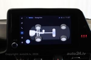 Белый Тойота C-HR 2023 в Таллин, объемом двигателя 1.80 л и пробегом 31 тыс. км за 24990 €, фото 17 на AUTOMOTO.COM.LV