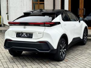 Белый Тойота C-HR 2025 в Елгава, объемом двигателя 1.80 л и пробегом 25 тыс. км за 26800 €, фото 4 на AUTOMOTO.COM.LV