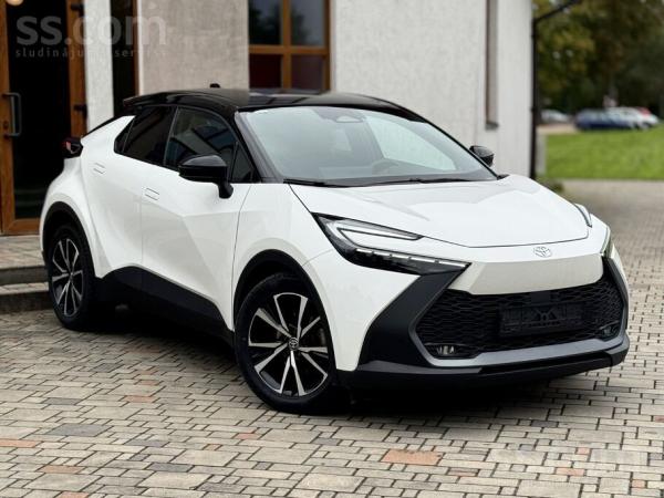 Тойота C-HR 2025 в Елгава на AUTOMOTO.COM.LV Белый Тойота C-HR 2025 в Елгава, объемом двигателя 1.80 л и пробегом 25 тыс. км за 26800 €, фото 7 на AUTOMOTO.COM.LV