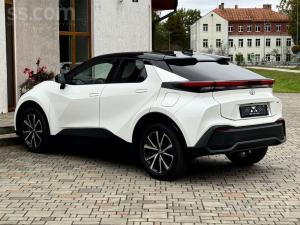 Белый Тойота C-HR 2025 в Елгава, объемом двигателя 1.80 л и пробегом 25 тыс. км за 26800 €, фото 17 на AUTOMOTO.COM.LV