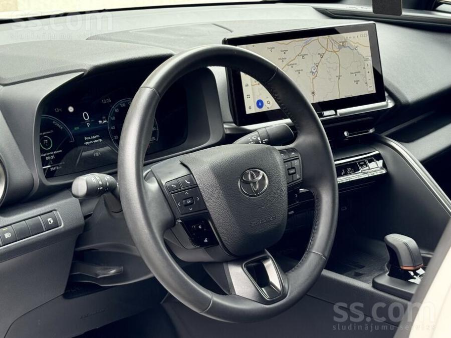 Белый Тойота C-HR 2025 в Елгава, объемом двигателя 1.80 л и пробегом 25 тыс. км за 26800 €, фото 29 на AUTOMOTO.COM.LV