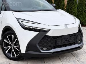 Balts Toyota C-HR 2025 Jelgava, ar dzinēja tilpumu 1.80 L un nobraukumu 25 tūkst. km par 25900 €, foto 7 vietnē AUTOMOTO.COM.LV