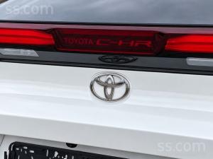 Balts Toyota C-HR 2025 Jelgava, ar dzinēja tilpumu 1.80 L un nobraukumu 25 tūkst. km par 25900 €, foto 8 vietnē AUTOMOTO.COM.LV