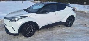 Balts Toyota C-HR 2018 Tauragė, ar dzinēja tilpumu 1.80 L un nobraukumu 183 tūkst. km par 15200 €, foto  vietnē AUTOMOTO.COM.LV