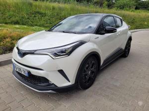 Белый Тойота C-HR 2019 в Вильнюс, объемом двигателя 1.86 л и пробегом 176 тыс. км за 16800 €, фото 3 на AUTOMOTO.COM.LV