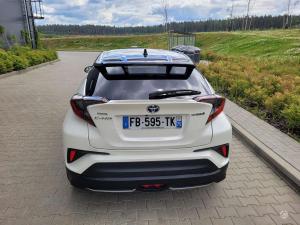 Белый Тойота C-HR 2019 в Вильнюс, объемом двигателя 1.86 л и пробегом 176 тыс. км за 16800 €, фото 7 на AUTOMOTO.COM.LV