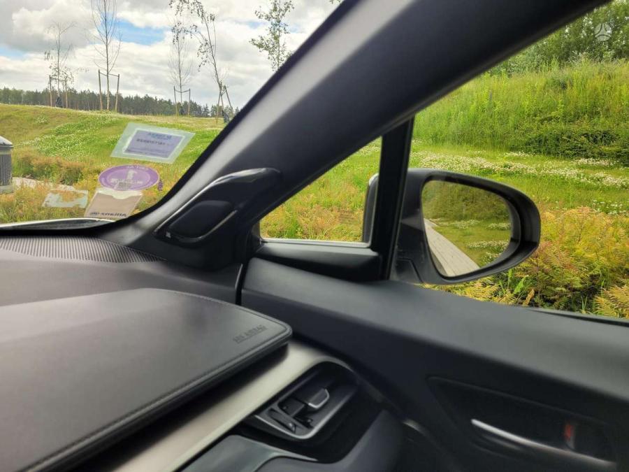 Белый Тойота C-HR 2019 в Вильнюс, объемом двигателя 1.86 л и пробегом 176 тыс. км за 16800 €, фото 29 на AUTOMOTO.COM.LV