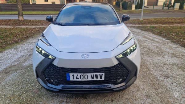 Balts Toyota C-HR 2024 Radviliškis, ar dzinēja tilpumu 1.80 L un nobraukumu 6 tūkst. km par 24400 €, foto 3 vietnē AUTOMOTO.COM.LV