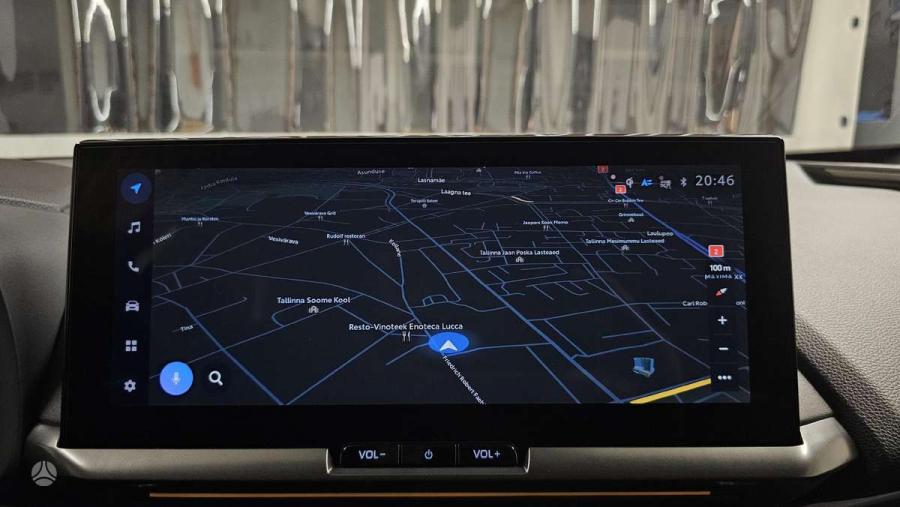Желтый Тойота C-HR 2023 в Таллин, объемом двигателя 1.99 л и пробегом 4 тыс. км за 38995 €, фото 28 на AUTOMOTO.COM.LV