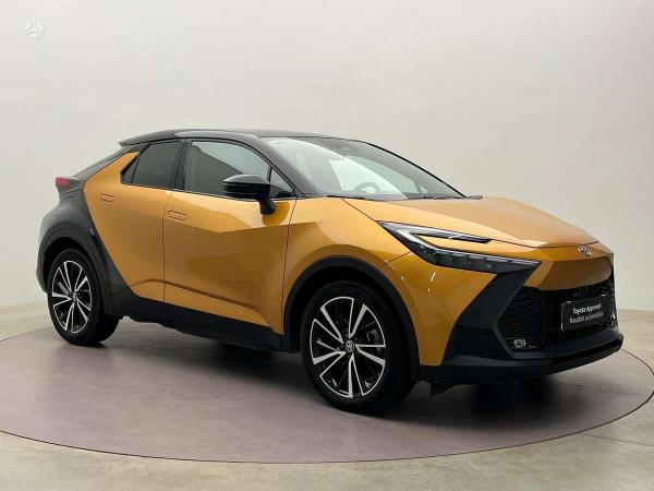 Желтый Тойота C-HR 2024 в Паневежис, объемом двигателя 1.99 л и пробегом 3 тыс. км за 38590 €, фото 3 на AUTOMOTO.COM.LV
