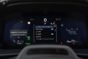 Желтый Тойота C-HR 2024 в Вильнюс, объемом двигателя 1.99 л и пробегом 41 тыс. км за 35800 €, фото 23 на AUTOMOTO.COM.LV