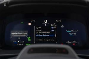 Желтый Тойота C-HR 2024 в Вильнюс, объемом двигателя 1.99 л и пробегом 41 тыс. км за 35800 €, фото 24 на AUTOMOTO.COM.LV