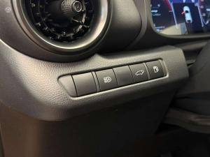 Желтый Тойота C-HR 2024 в Паневежис, объемом двигателя 1.99 л и пробегом 21 тыс. км за 34990 €, фото 14 на AUTOMOTO.COM.LV
