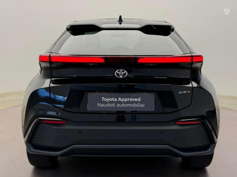 Желтый Тойота C-HR 2024 в Паневежис, объемом двигателя 1.99 л и пробегом 21 тыс. км за 34990 €, фото 46 на AUTOMOTO.COM.LV