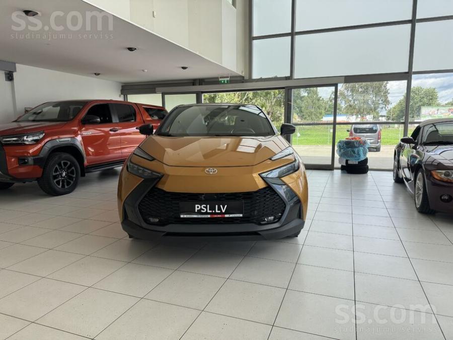 Dzeltens Toyota C-HR 2024 Rīga, ar dzinēja tilpumu 2.00 L un nobraukumu 45 tūkst. km par 34500 €, foto 4 vietnē AUTOMOTO.COM.LV