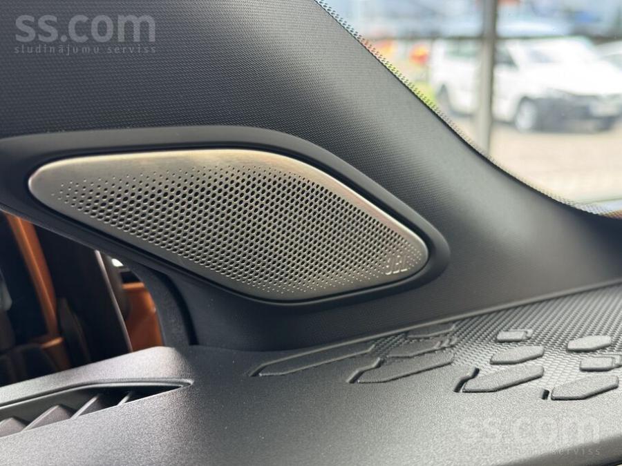 Dzeltens Toyota C-HR 2024 Rīga, ar dzinēja tilpumu 2.00 L un nobraukumu 45 tūkst. km par 34500 €, foto 33 vietnē AUTOMOTO.COM.LV