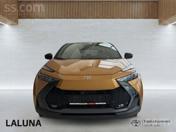 Желтый Тойота C-HR 2024 в Екабпилс, объемом двигателя 2.00 л и пробегом 45 тыс. км за 34500 €, фото 4 на AUTOMOTO.COM.LV