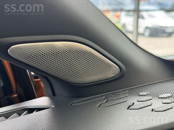 Желтый Тойота C-HR 2024 в Екабпилс, объемом двигателя 2.00 л и пробегом 45 тыс. км за 34500 €, фото 8 на AUTOMOTO.COM.LV
