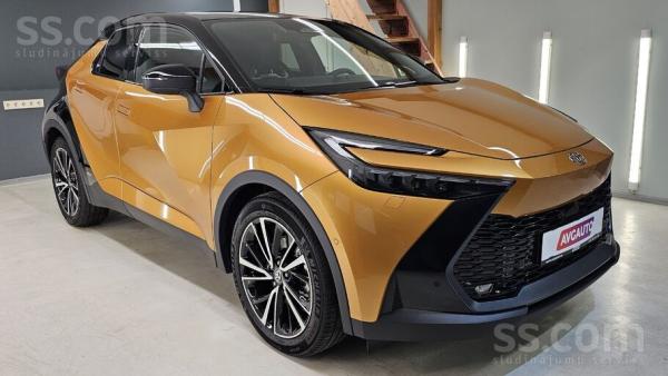 Yellow Toyota C-HR 2023 in Tallinn, with an engine capacity of 2.00 L and mileage of 4 thousand km for 38995 €, photo 3 on AUTOMOTO.COM.LV
