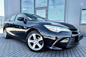 Black Toyota Camry 2016 in Siauliai, with an engine capacity of 2.50 L and mileage of 190 thousand km for 10900 €, photo 3 on AUTOMOTO.COM.LV
