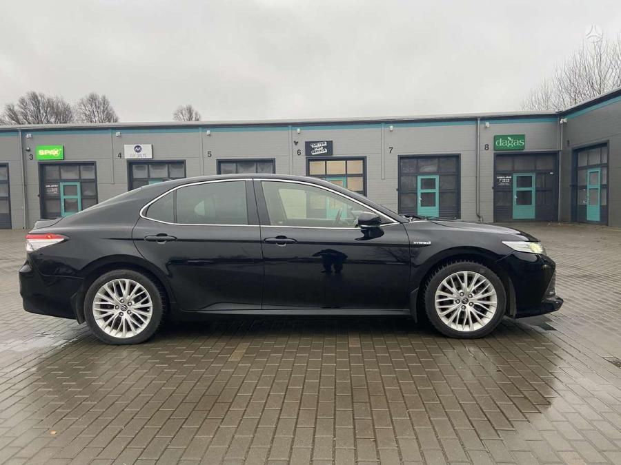 Melns Toyota Camry 2019 Viļņa, ar dzinēja tilpumu 2.50 L un nobraukumu 174 tūkst. km par 18000 €, foto 5 vietnē AUTOMOTO.COM.LV