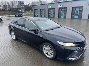 Melns Toyota Camry 2019 Viļņa, ar dzinēja tilpumu 2.50 L un nobraukumu 174 tūkst. km par 18000 €, foto 14 vietnē AUTOMOTO.COM.LV
