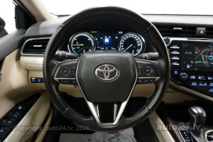 Black Toyota Camry 2019 in Tartu, with an engine capacity of 2.50 L and mileage of 95 thousand km for 21990 €, photo 12 on AUTOMOTO.COM.LV