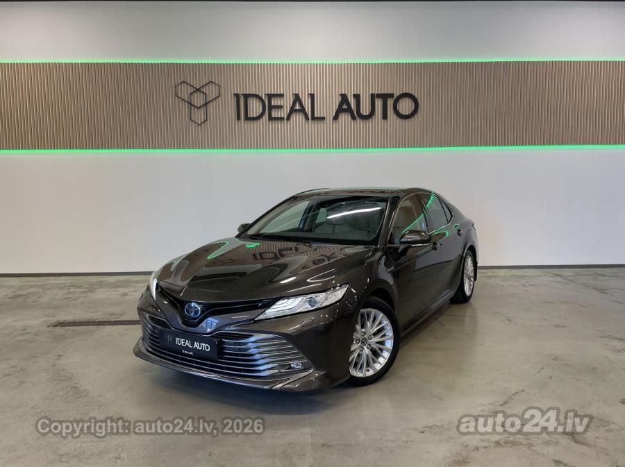 Melns Toyota Camry 2019 Tallina, ar dzinēja tilpumu 2.50 L un nobraukumu 148 tūkst. km par 19490 €, foto 1 vietnē AUTOMOTO.COM.LV