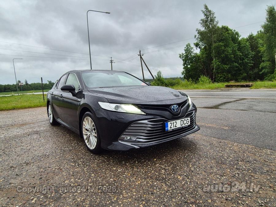 Melns Toyota Camry 2019 Tallina, ar dzinēja tilpumu 2.50 L un nobraukumu 193 tūkst. km par 23000 €, foto 5 vietnē AUTOMOTO.COM.LV