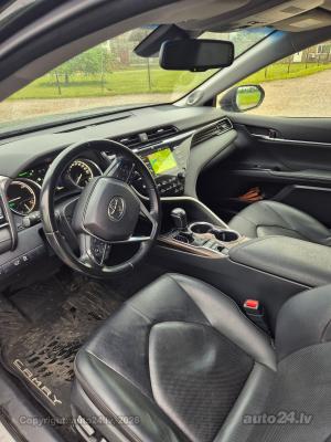 Melns Toyota Camry 2019 Tallina, ar dzinēja tilpumu 2.50 L un nobraukumu 193 tūkst. km par 23000 €, foto 6 vietnē AUTOMOTO.COM.LV