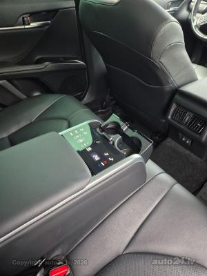 Melns Toyota Camry 2019 Tallina, ar dzinēja tilpumu 2.50 L un nobraukumu 193 tūkst. km par 23000 €, foto 9 vietnē AUTOMOTO.COM.LV