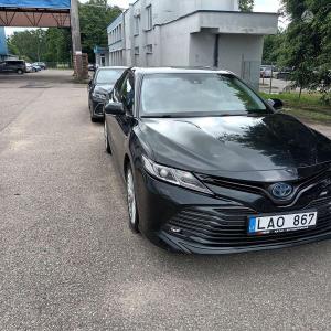 Melns Toyota Camry 2019 Utena, ar dzinēja tilpumu 2.49 L un nobraukumu 108 tūkst. km par 19500 €, foto  vietnē AUTOMOTO.COM.LV