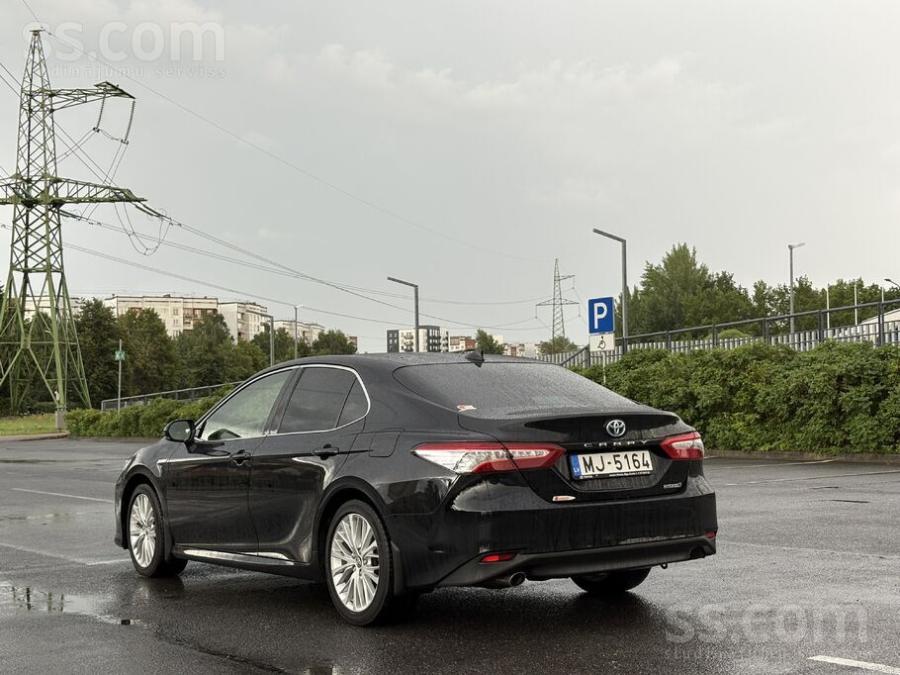 Melns Toyota Camry 2019 Rīga, ar dzinēja tilpumu 2.50 L un nobraukumu 71 tūkst. km par 24500 €, foto 8 vietnē AUTOMOTO.COM.LV