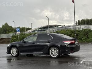 Melns Toyota Camry 2019 Rīga, ar dzinēja tilpumu 2.50 L un nobraukumu 71 tūkst. km par 24500 €, foto 9 vietnē AUTOMOTO.COM.LV