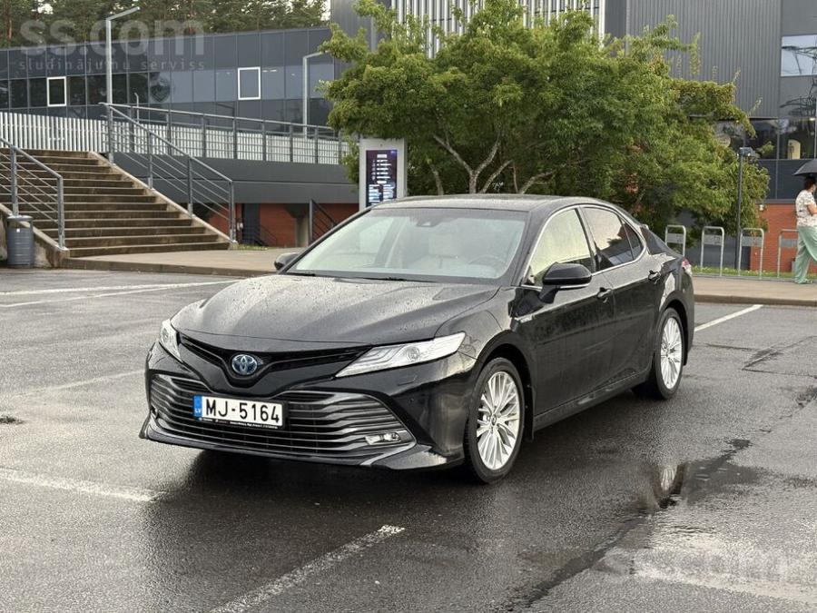Melns Toyota Camry 2019 Rīga, ar dzinēja tilpumu 2.50 L un nobraukumu 71 tūkst. km par 24500 €, foto 10 vietnē AUTOMOTO.COM.LV