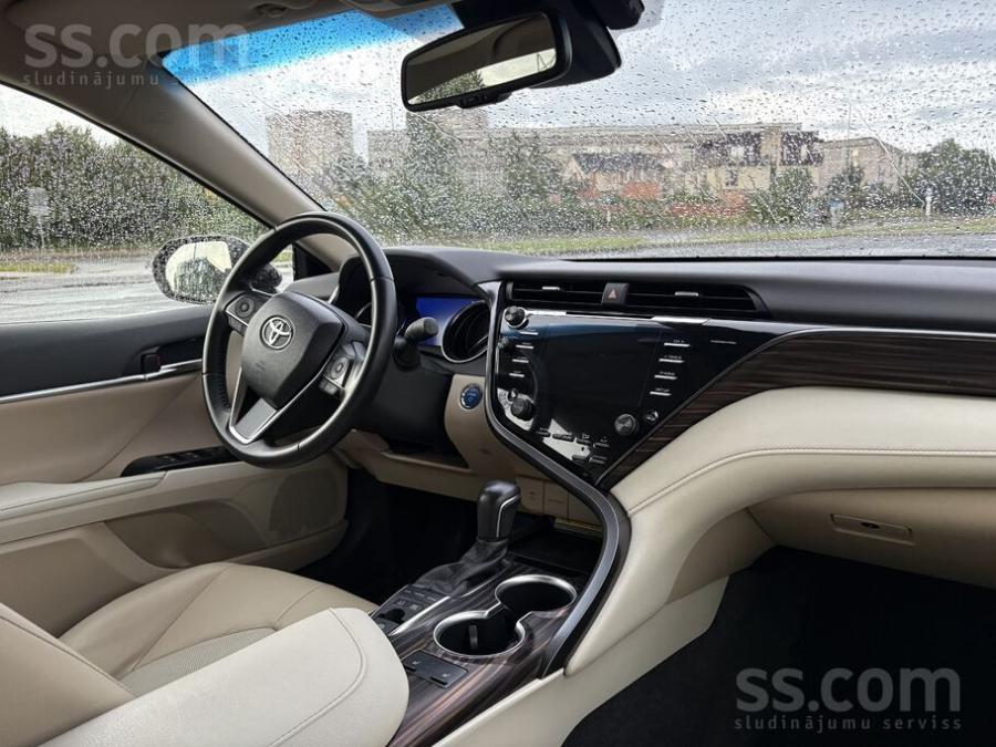 Melns Toyota Camry 2019 Rīga, ar dzinēja tilpumu 2.50 L un nobraukumu 71 tūkst. km par 24500 €, foto 14 vietnē AUTOMOTO.COM.LV