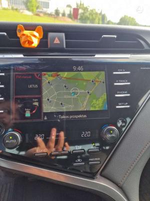 Black Toyota Camry 2019 in Kaunas, with an engine capacity of 2.49 L and mileage of 199 thousand km for 16490 €, photo 21 on AUTOMOTO.COM.LV