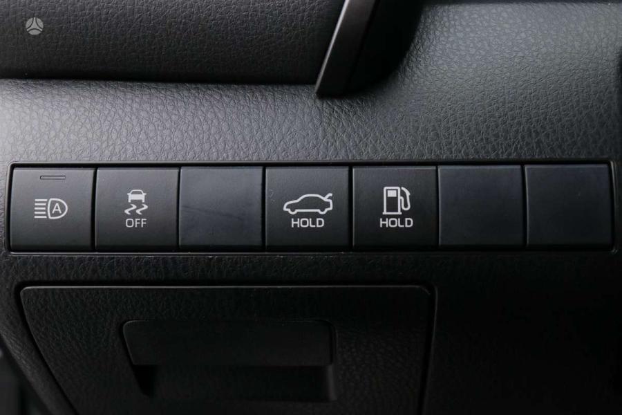 Melns Toyota Camry 2019 Viļņa, ar dzinēja tilpumu 2.49 L un nobraukumu 164 tūkst. km par 21900 €, foto 24 vietnē AUTOMOTO.COM.LV