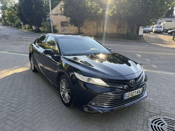 Melns Toyota Camry 2019 Viļņa, ar dzinēja tilpumu 2.49 L un nobraukumu 179 tūkst. km par 16300 €, foto 1 vietnē AUTOMOTO.COM.LV